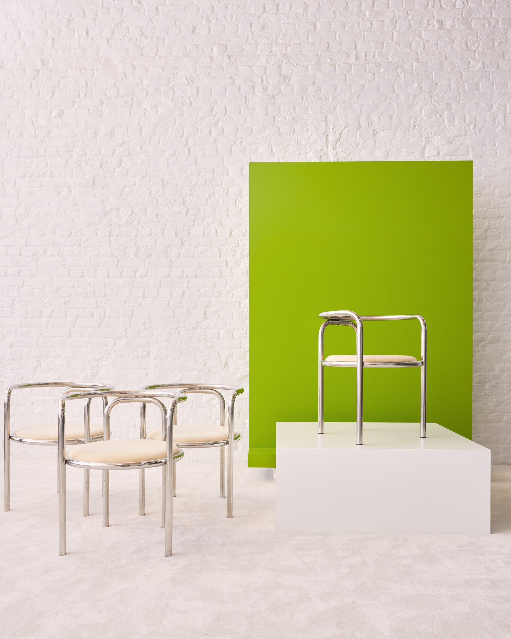 “LOCUS SOLUS” CHAIR — Leonet Hoang