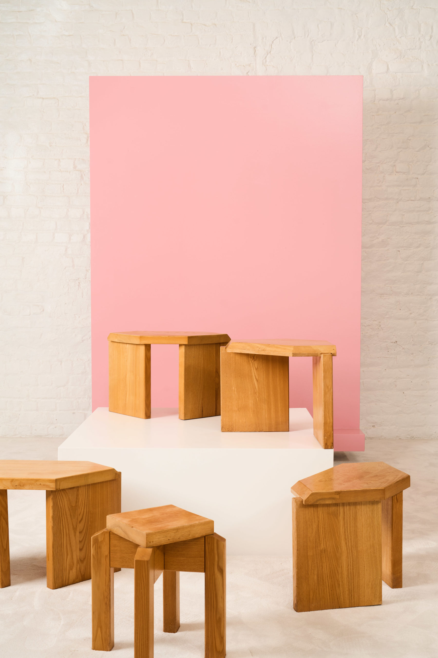 MODULAR WOODEN COFFEE TABLE — Leonet Hoang